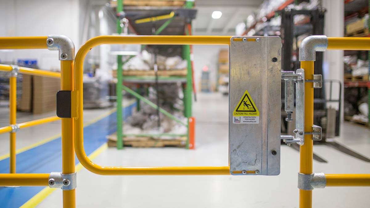 Self-Closing Safety Gates - Flexible Lifeline Systems
