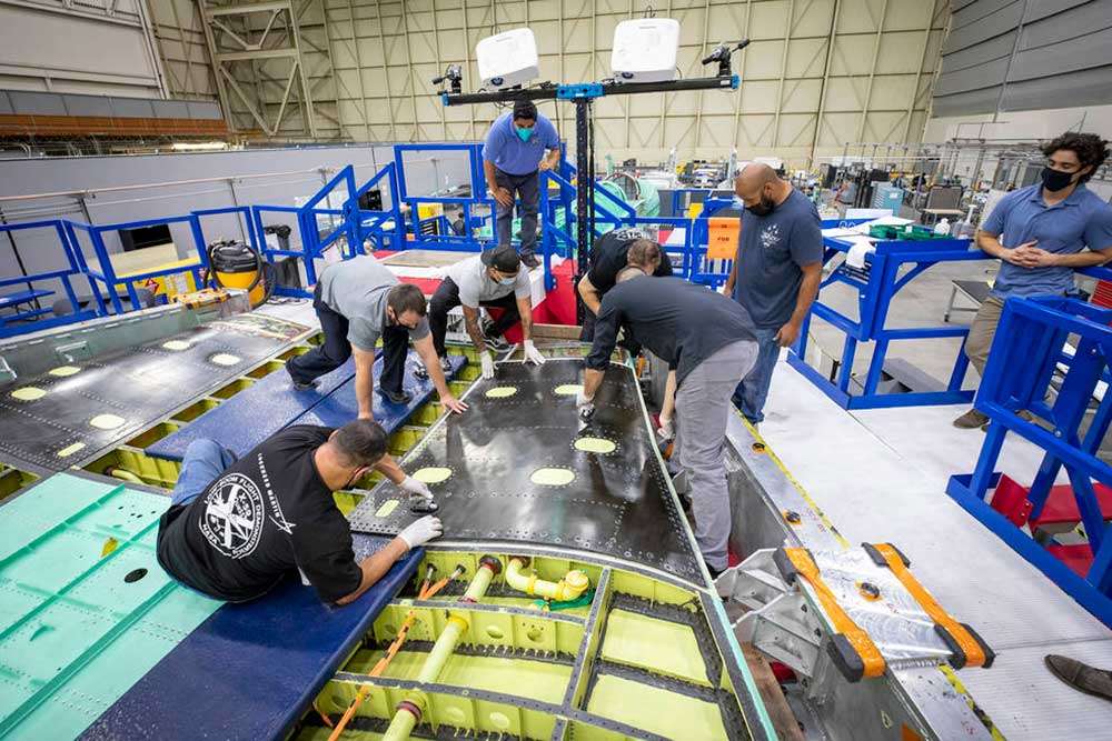 Aircraft Maintenance Stands - Flexible Lifeline Systems