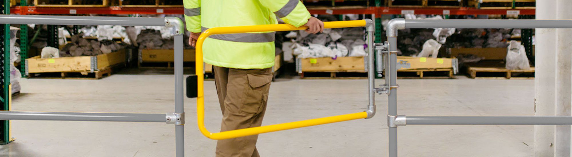 Industrial Self-Closing Safety Gate - Flexible Lifeline Systems