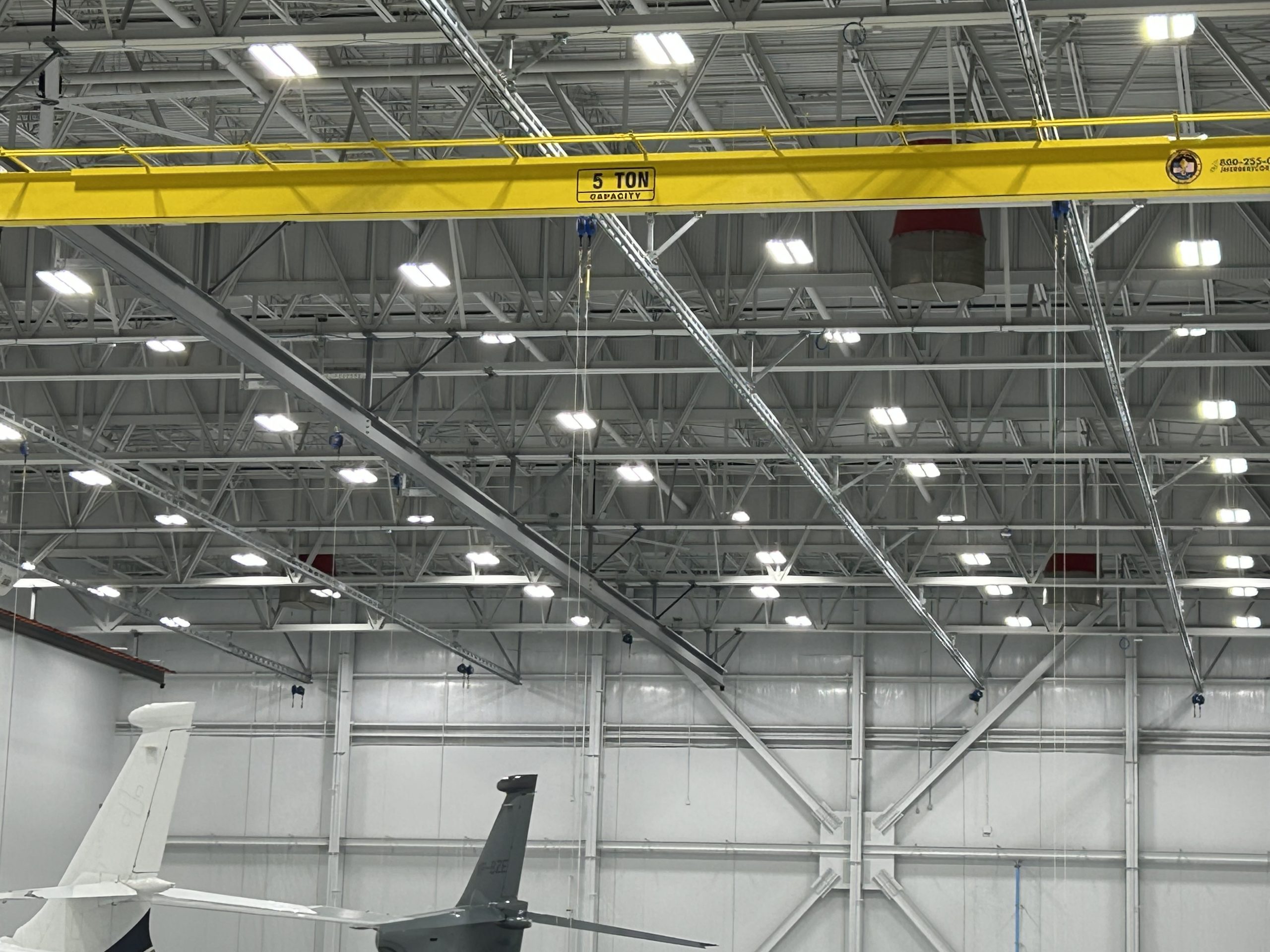 Rigid Rail Protecting People and Aircraft - Flexible Lifeline Systems